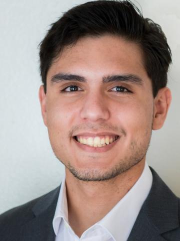 ALUMNI SPOTLIGHT: Benjamin De Leon | Occupational Therapy | Baylor ...